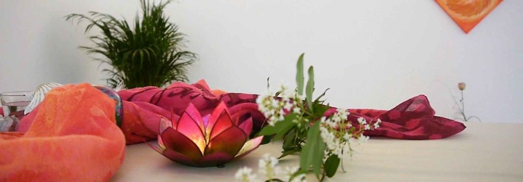 Lomi Massage ohne Öl? Die Kahi Loa Massage! - KahiLomi - Lomi Massage Ausbildung